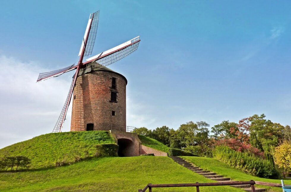 De torenmolen van Zeddam is de oudste nog bestaande molen in Nederland ...